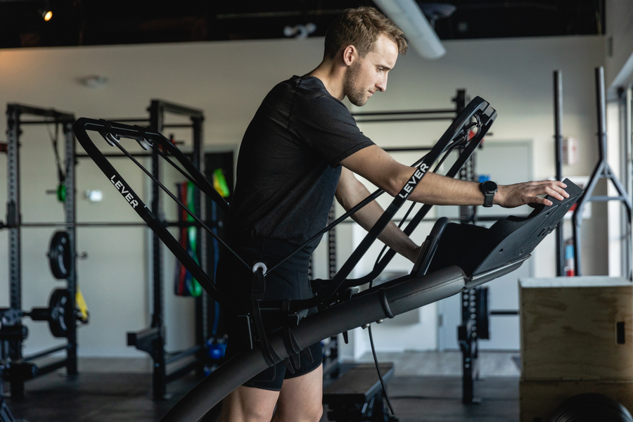 LEVER UP – Lever Movement