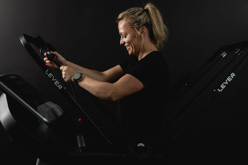 LEVER UP – Lever Movement